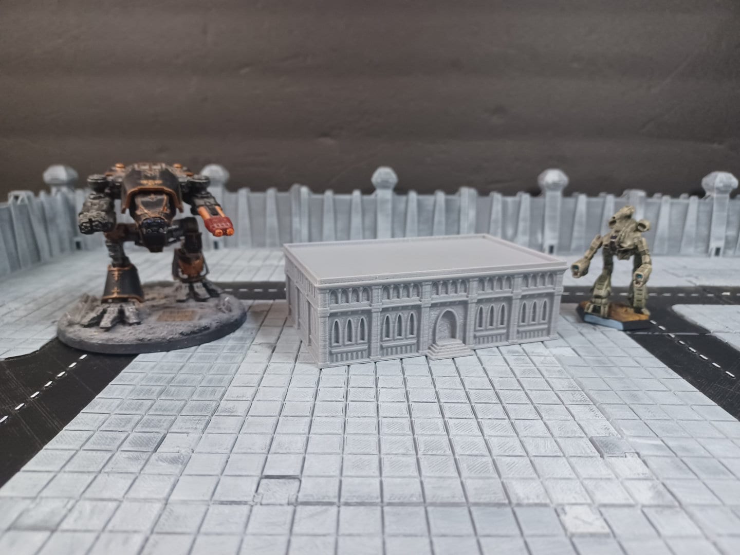 Gothic Building 108, Tabletop War Game Terrain Battletech – Stickurama